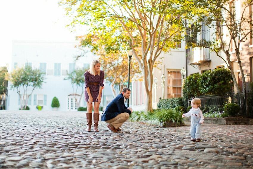 Why Walks Make the Best Dates - Old South Carriage