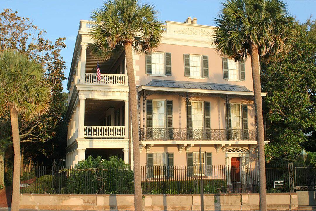 The 7 Best Historic Charleston Homes to Discover | Old South Carriage